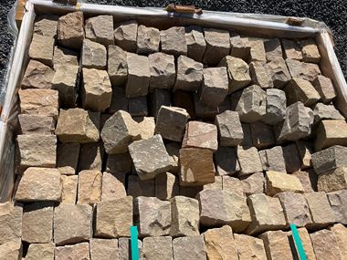 Sandstein Pflastersteine 10x10x8 - Miak | jonastone